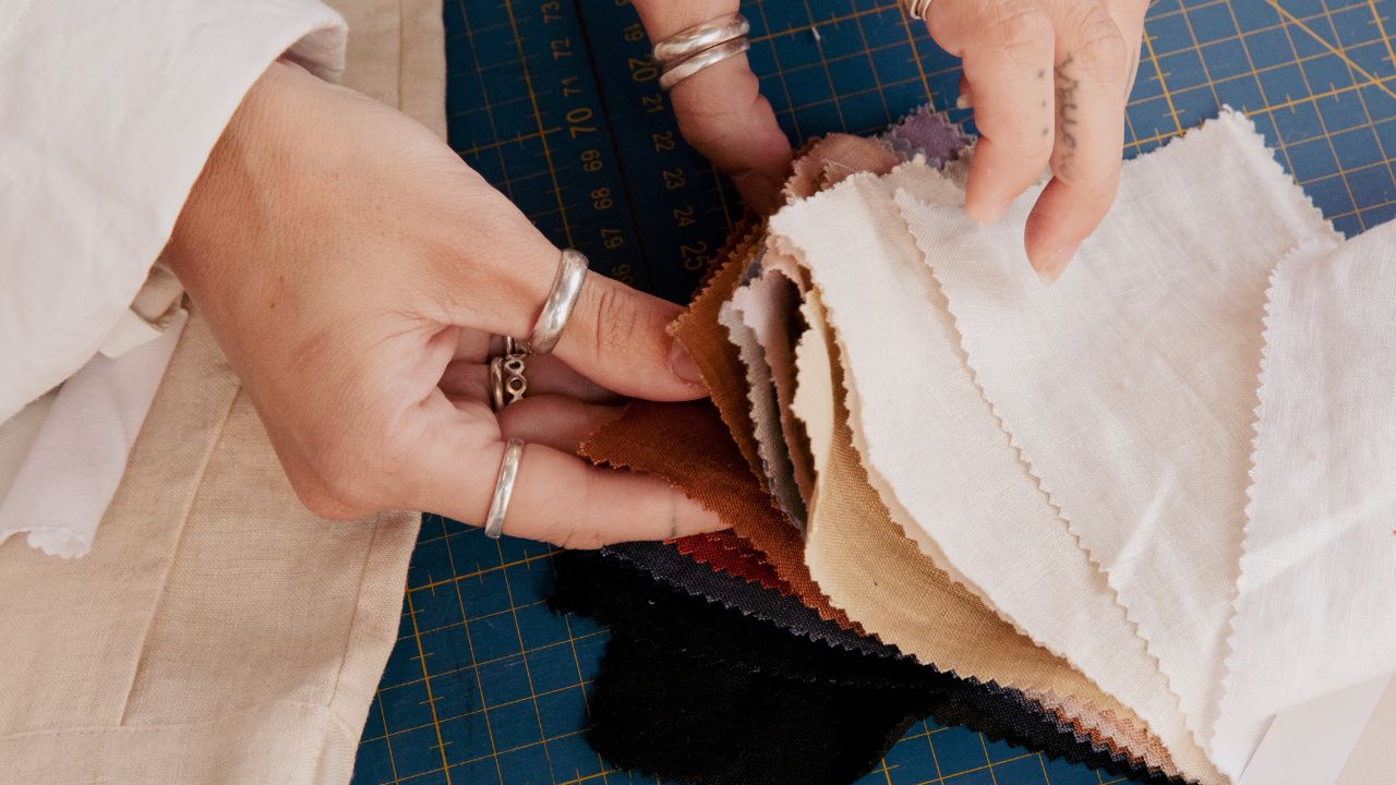 7 Telas Innovadoras para la Moda Sostenible 2025 | Futuro Textil