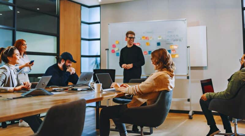 6 Industrias Creativas en Perú: Sectores en Crecimiento